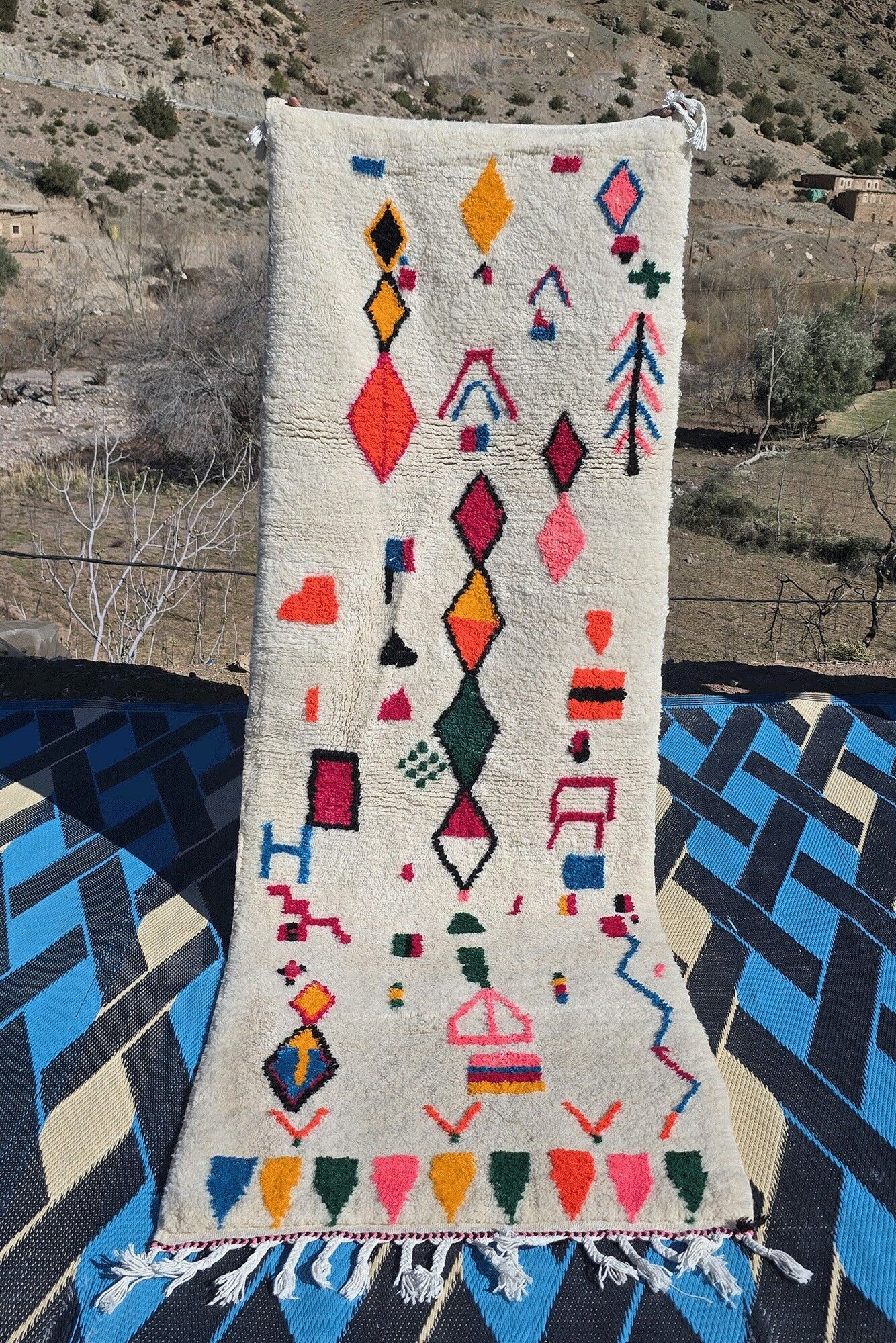 Tapis berbère multicolore - 258x90cm - Vente Privée Them - BAZARCHIC